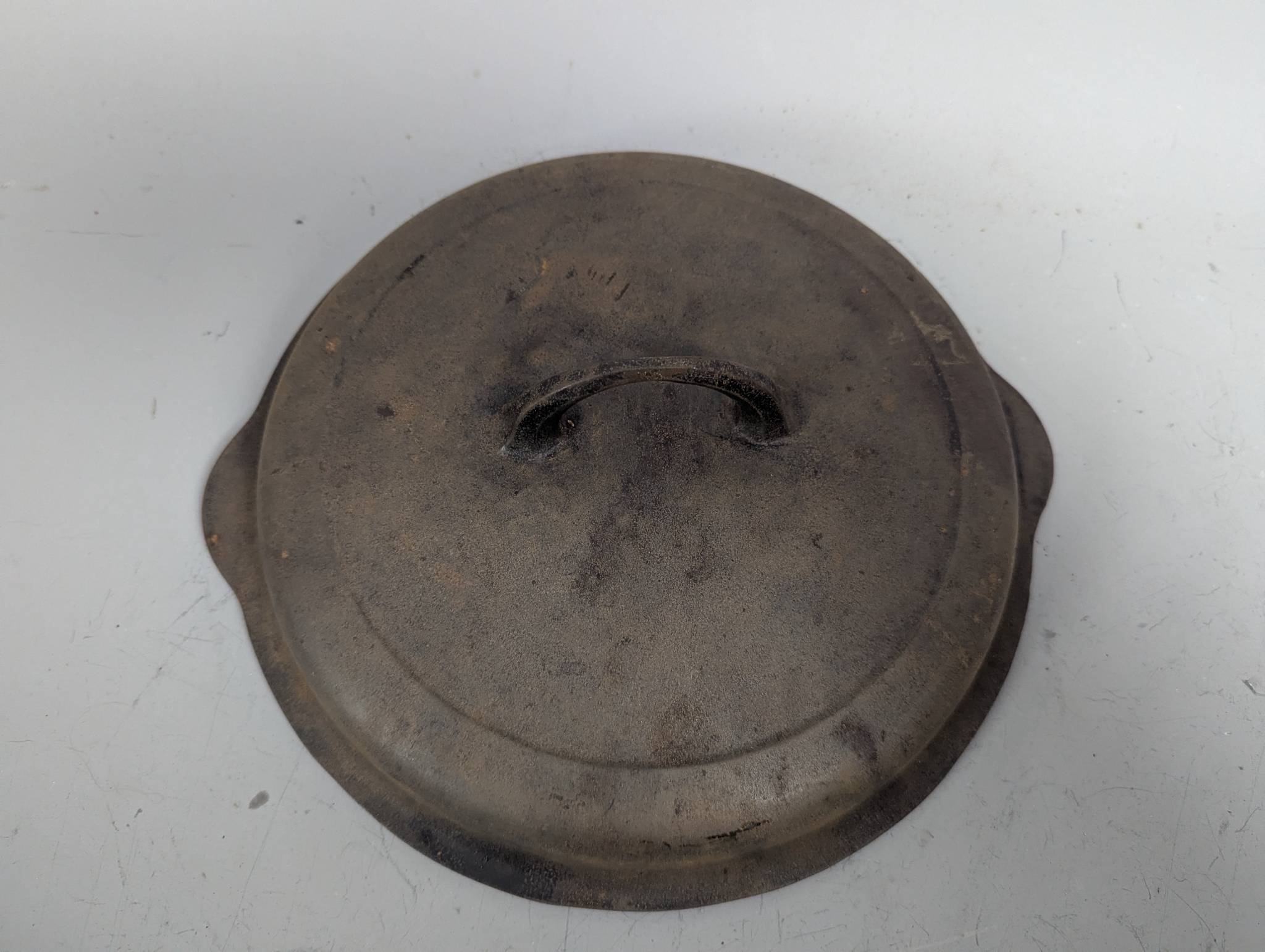 Griswold Cast Iron Round Self Basting Pan Lid Number 8 1038 - Product ...